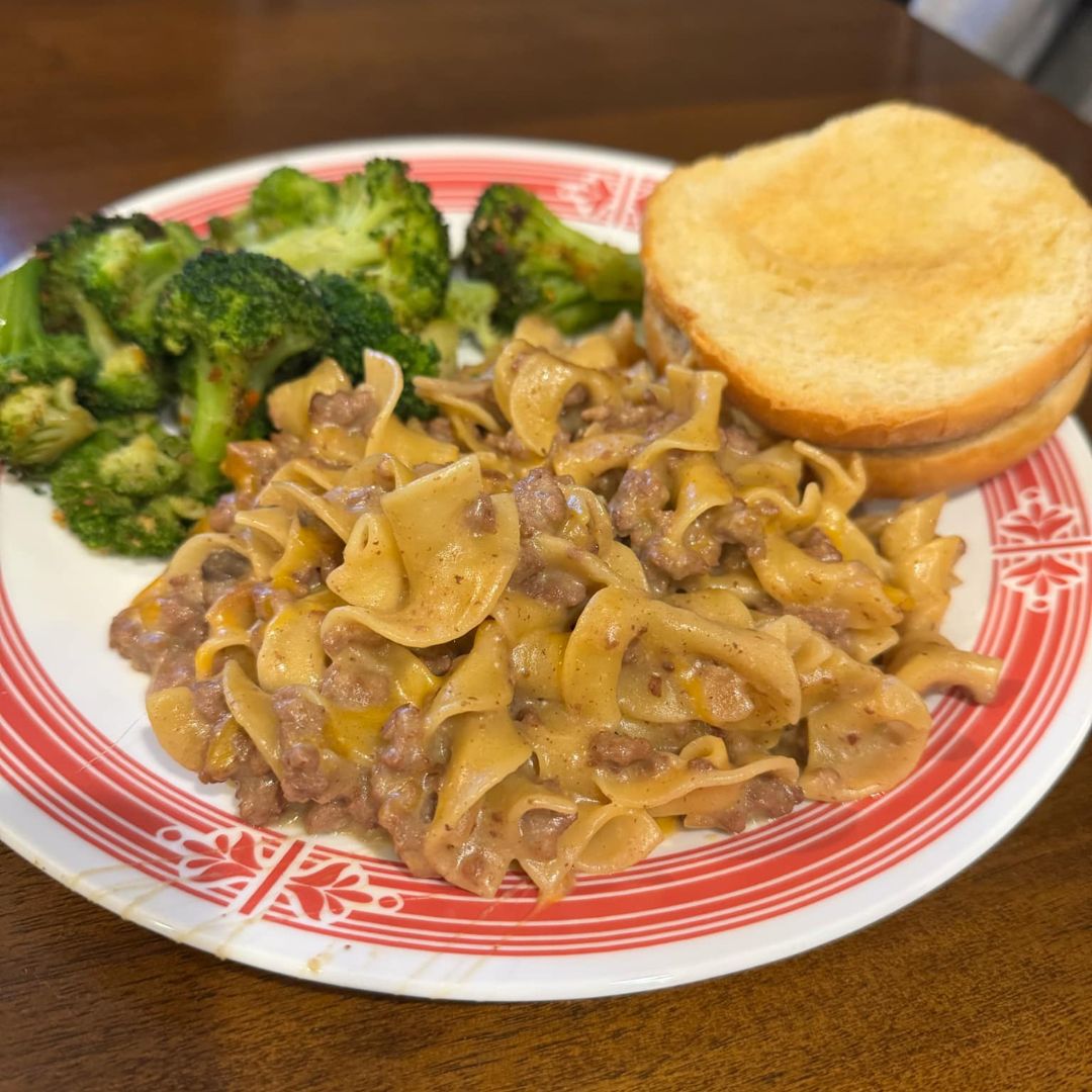 Easy One-Pot Beef Pasta Recipe – Church Cookbook Recipes